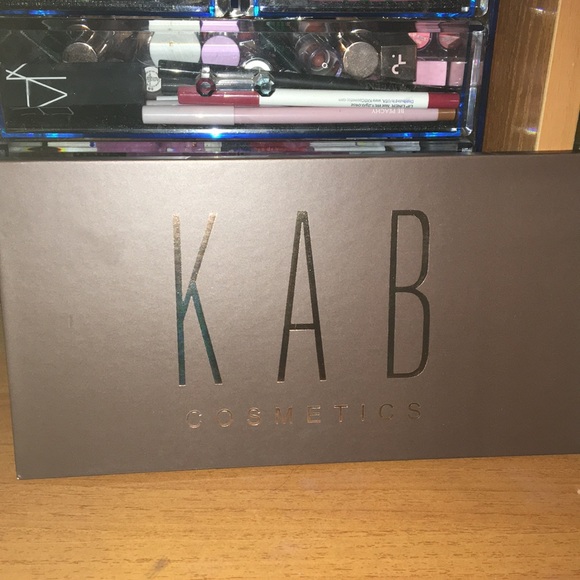 Makeup | Kab Cosmetic Contour Palette Volume 1 | Poshmark